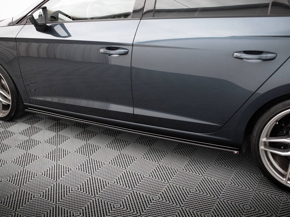 Side Skirts Diffusers V.1 Seat Leon Mk3 Cupra / FR Facelift - Maxton ...